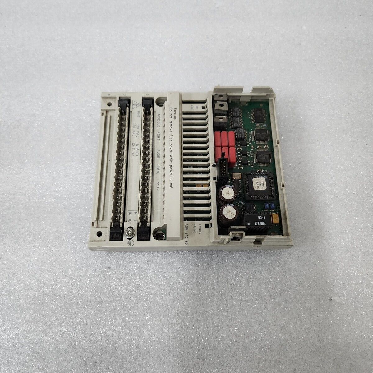 SCHNEIDER AUTOMATION 170 ADM 540 80 I/O BASE MODULE - Inmateto